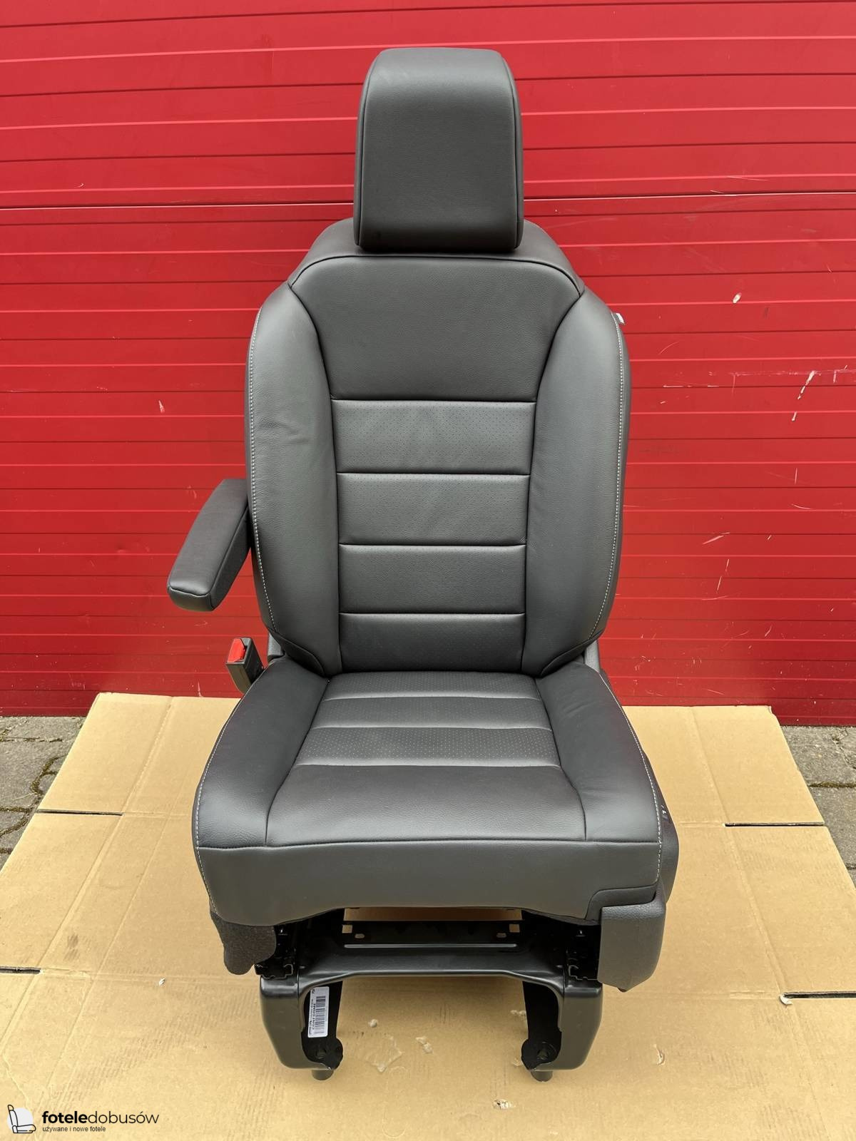 Front UK passenger seat | EU driver Toyota Proace Traveller Spacetourer ...